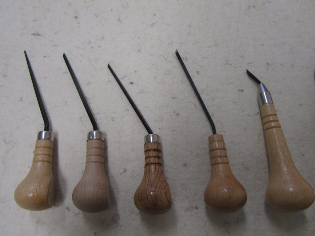 Significado y Definición de Buril | Diccionario de Arquitectura